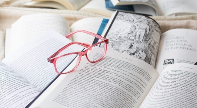 Novels vs Books — What’s the Difference? - alanwatt.com