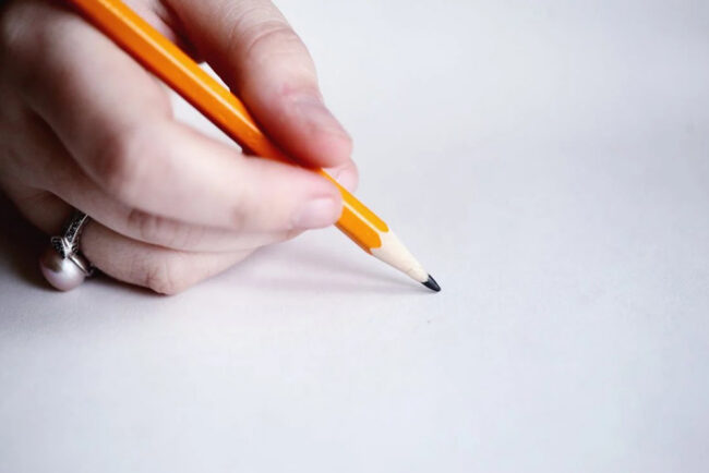 How to Start a Story: 8 Openings That Hook Readers